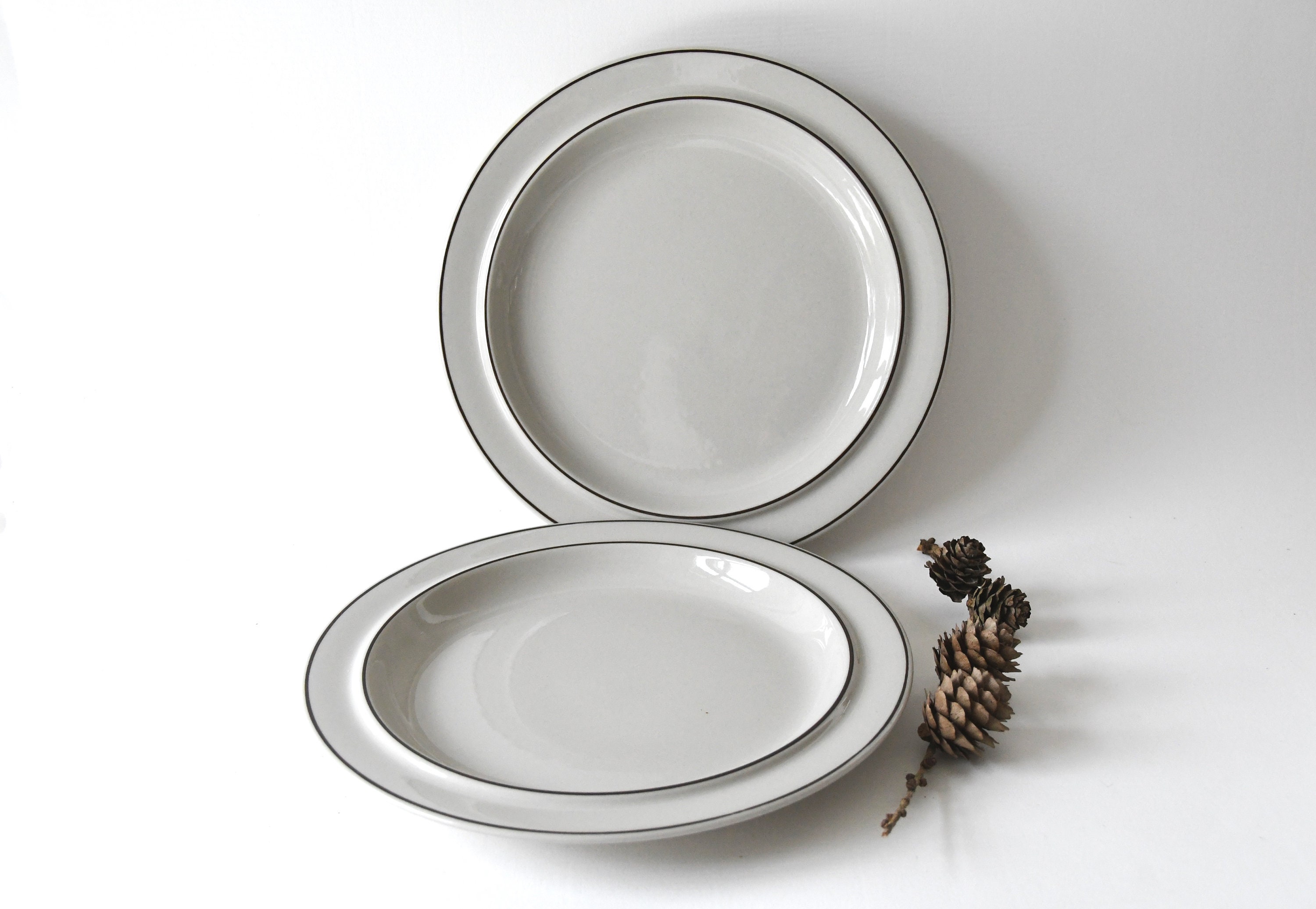 Plates Kitchen & Dining Finnish Vintage. Diameter 17,5 cm Really good ...