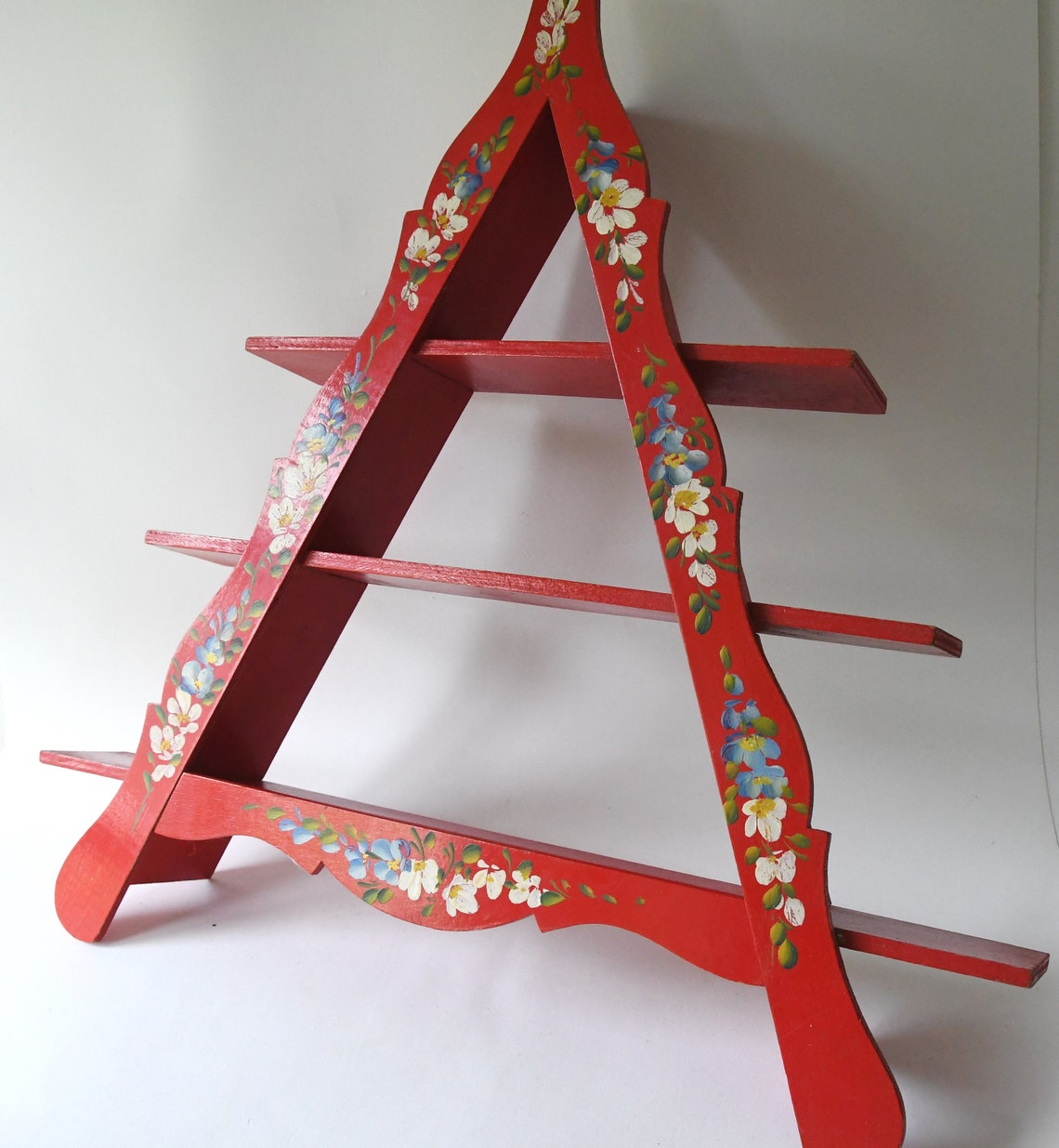 Norwegian Pyramid display Shelf. AMAGER HYLDE. Traditional | Etsy