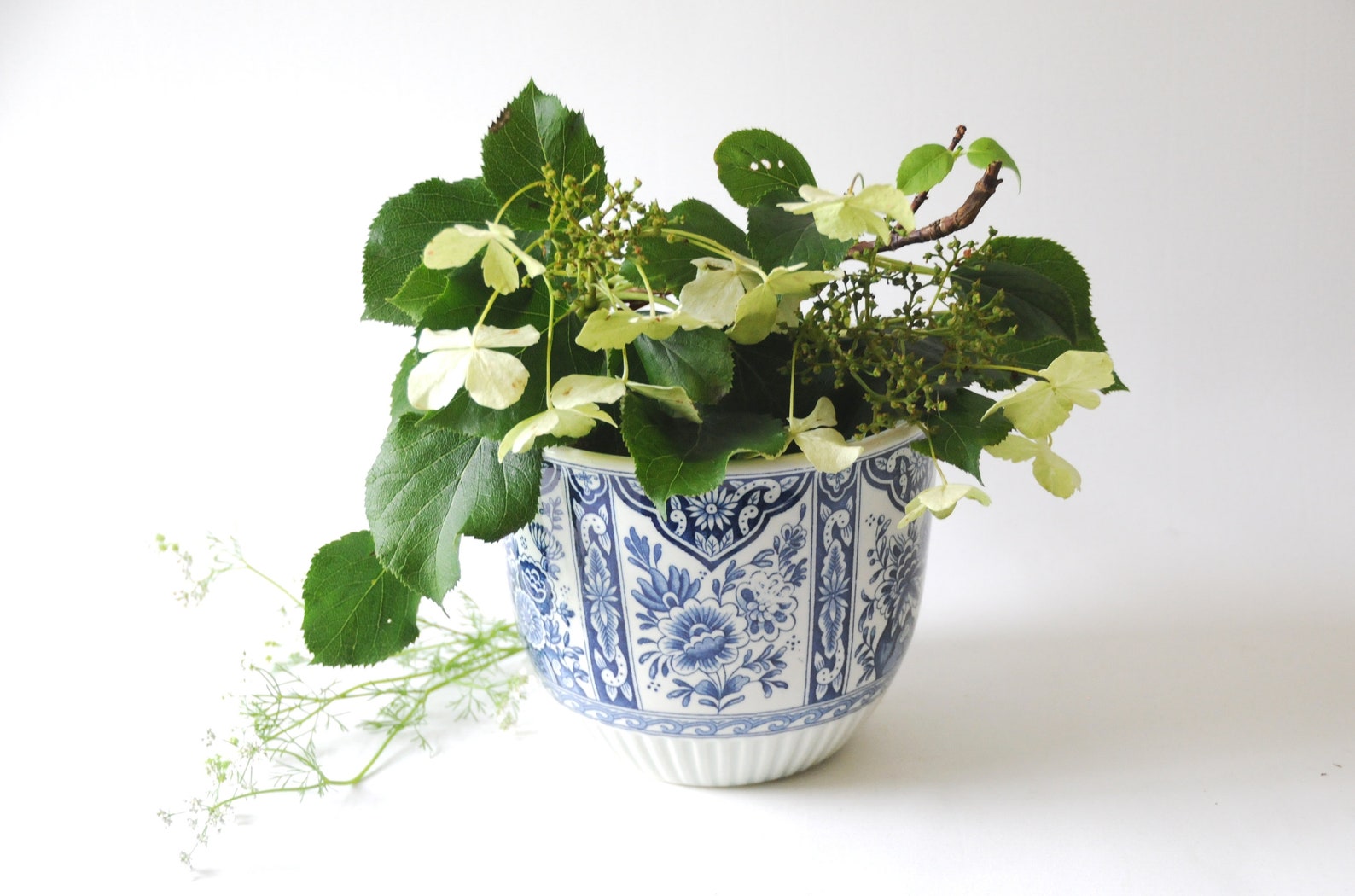 Delfts Blue White Flowerpot M16. Delft Planter by Petrus Regout & CO ...