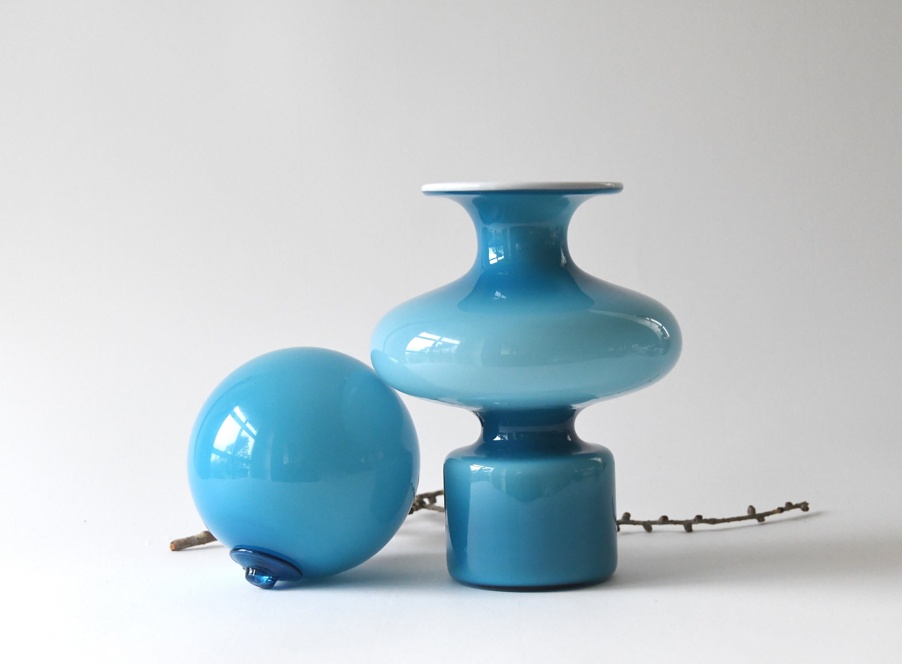 Holmegaard Denmark. Blue Palet / Carnaby Vase With Ball. Danish Design ...