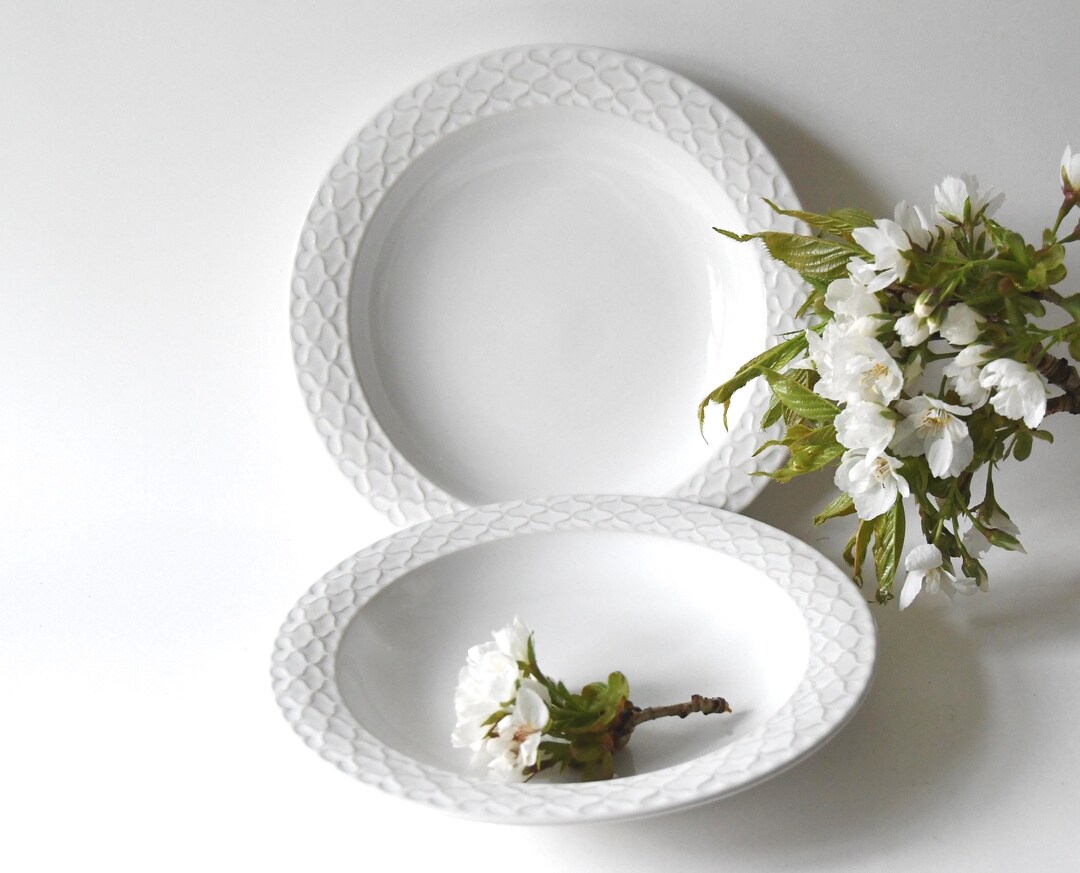 2 X Quistgaard White Cordial Plates, Danish Design. Palet Pasta/ Soup ...