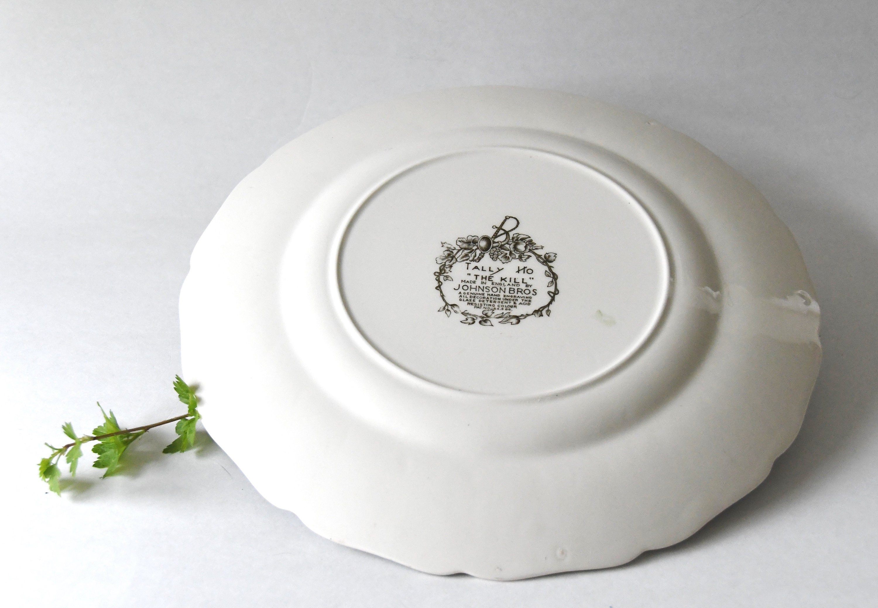 Johnson Brothers Dinner Plate. Large Tally Ho Plate 10.5 - Etsy