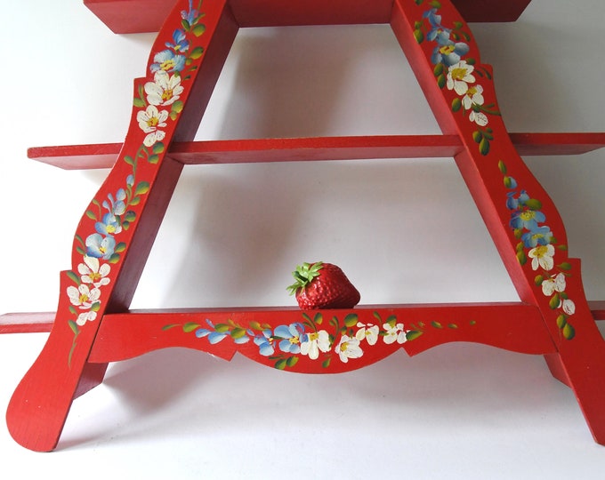 Norwegian Pyramid Display Shelf. AMAGER HYLDE. Traditional Handmade ...