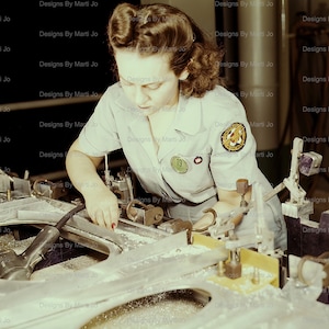 Vintage World War 2 Ephemera Women Working Set 1 | 75 Vintage WW2 Women ...