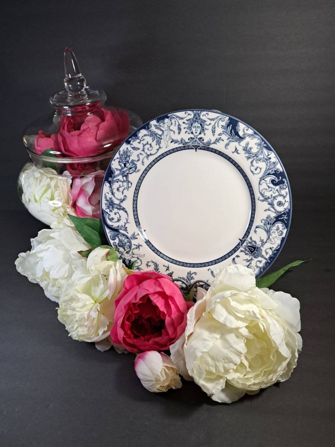 Dinner Plate by the Royal Palaces by Rosina-queens, Made in England ...