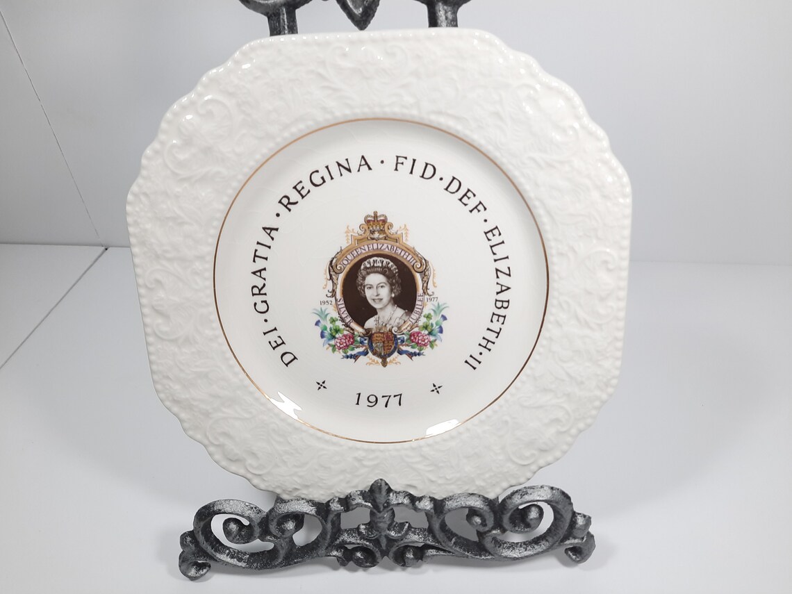 Vintage Square 1977 Dei Gratia Regina Fid Def Elizabeth II - Etsy