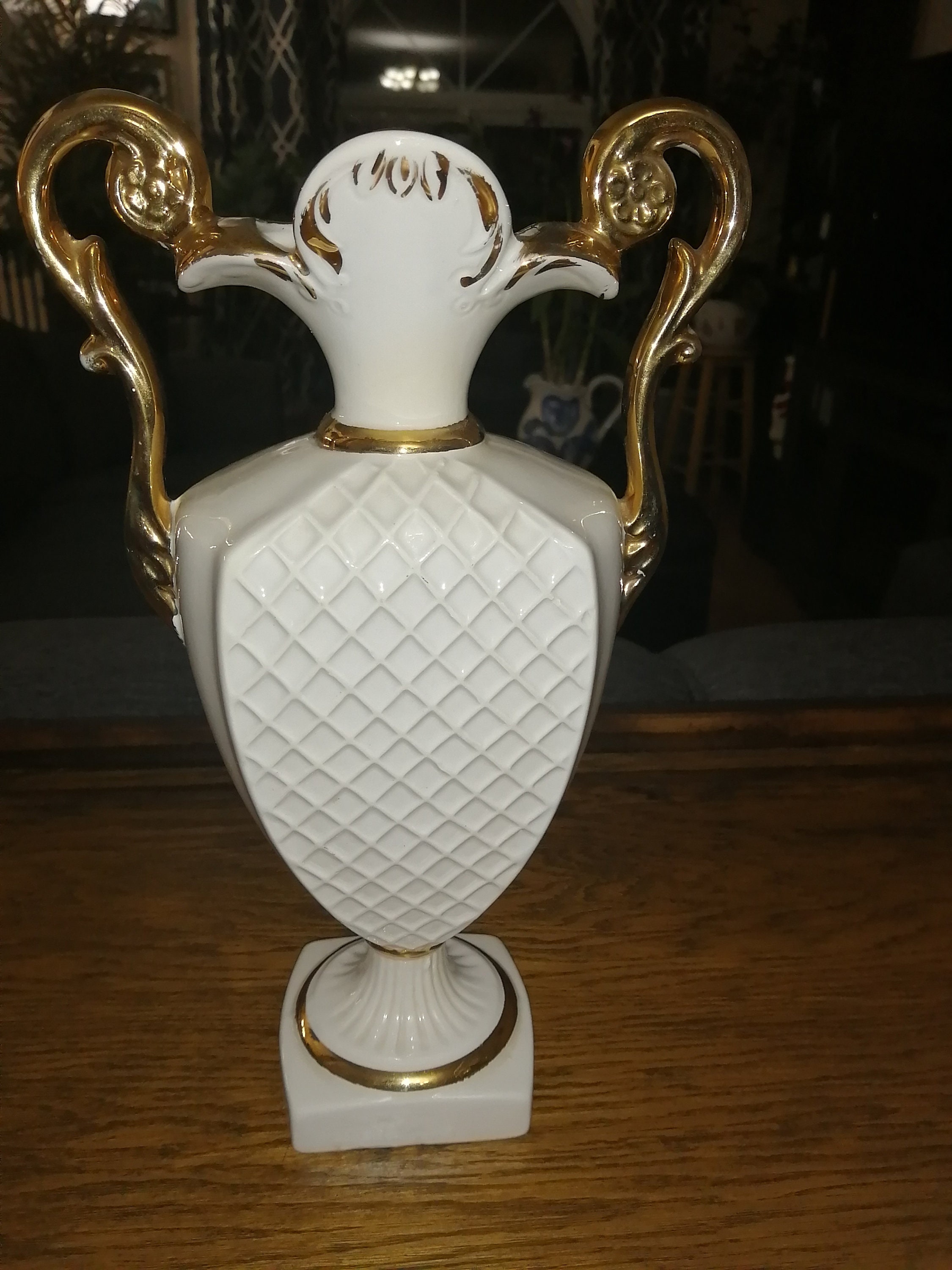 Vintage Large Urn Made in Italy. White and English Roses With - Etsy