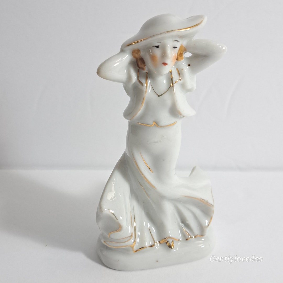 Vintage Small Flapper Lady Porcelain Figurine Made in Japan, Figurines ...