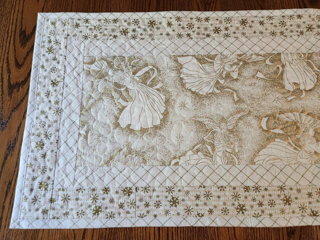 Handmade Quilted Table Runner. Angles With Snowflake Border. - Etsy
