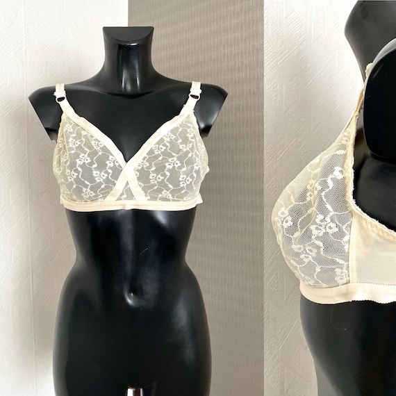 Vintage 60s White Lace Bullet Bra Romantic Vintage Li… Gem