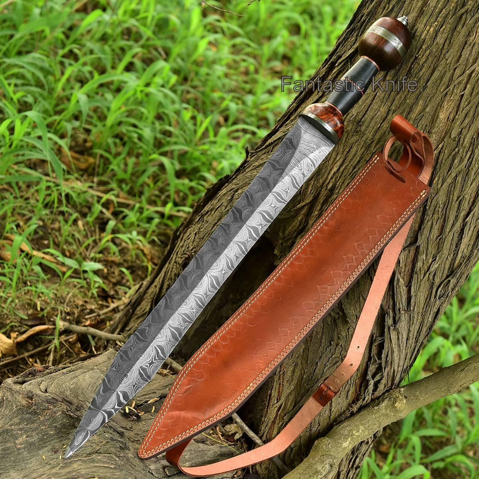 Hand Forged Damascus Gladius Sword: Twist Pattern Micarta Handle, 27 ...