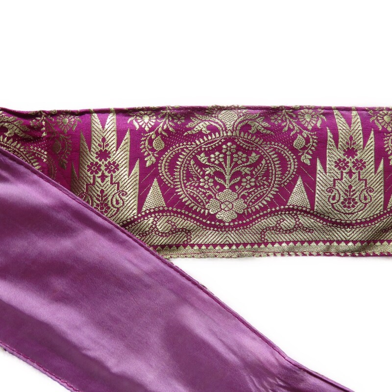 Sari Borders - Etsy