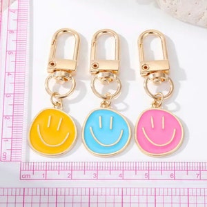 Smiley Face Keychain, Happy Face Keychain, Christmas Gift, Stocking ...
