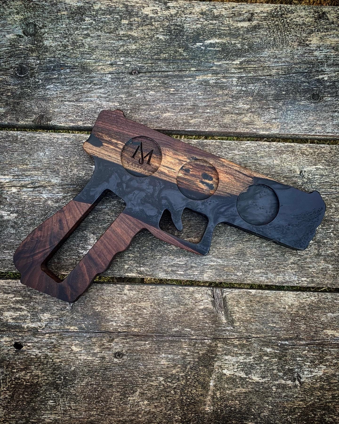 Epoxy Shot Glass Bar Flight Serving Board Glock Pistol - Etsy.de