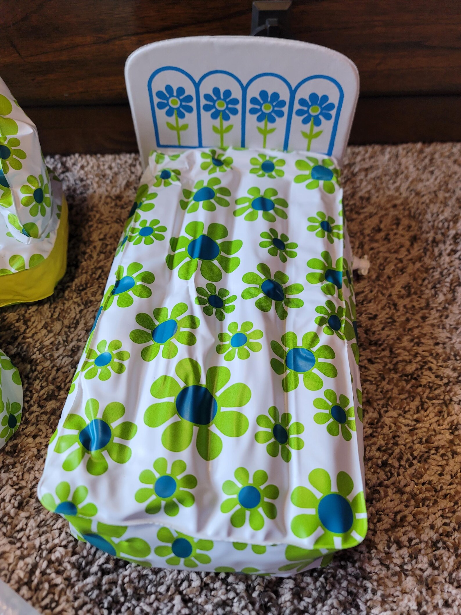 Vintage 1970's Zee Toys Barbie Puff N Play Bedroom Furniture 4 Pieces ...