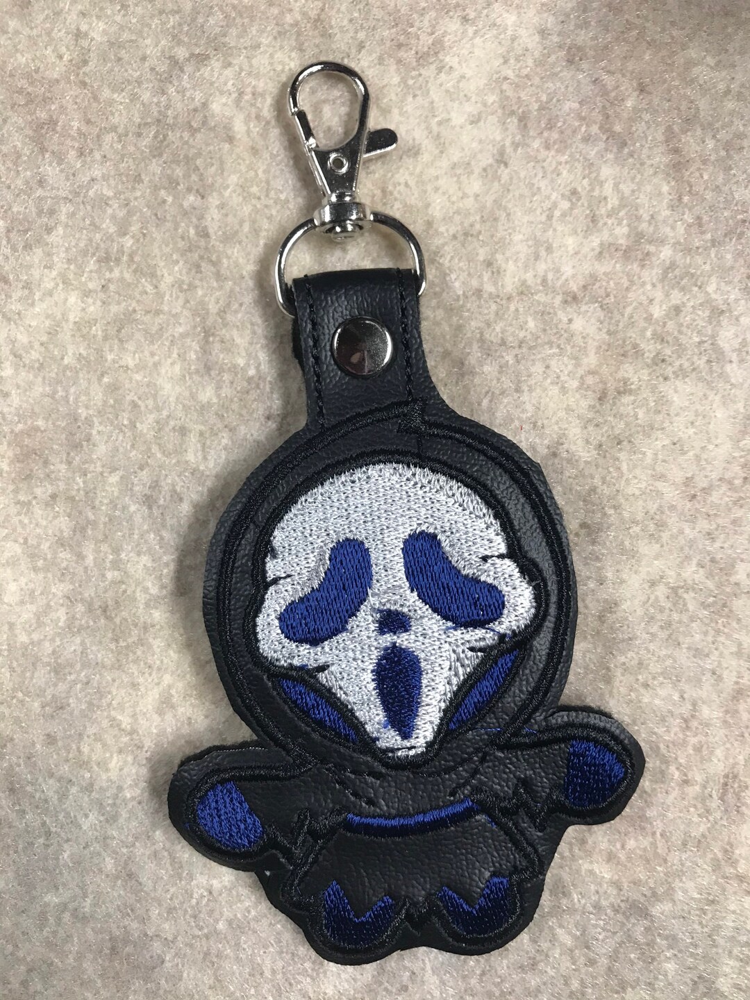 Vinyl Keychain Scream Ghost Mask Scary Horror Movie - Etsy