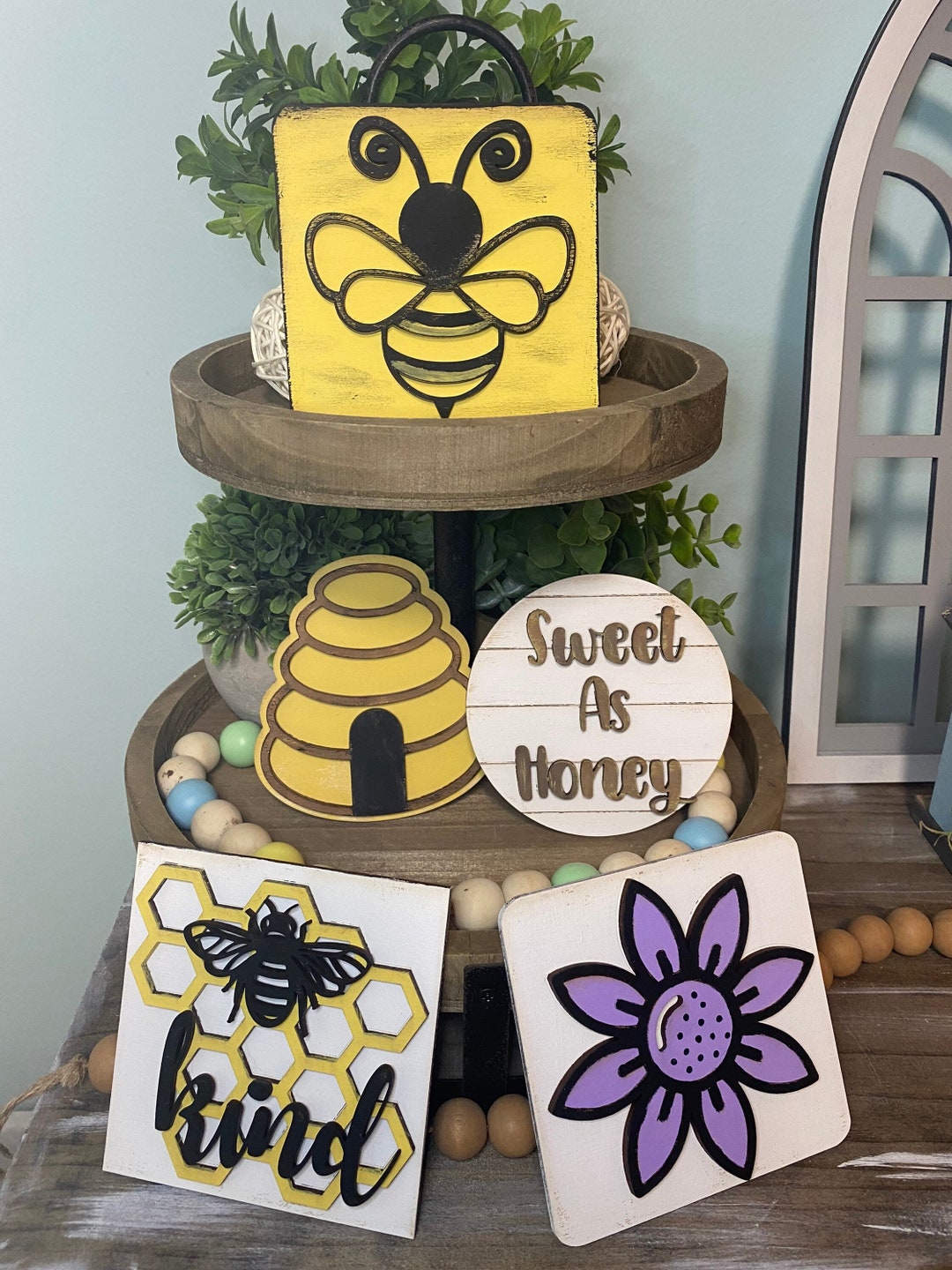 DIY Tiered Tray Bumblebee Signs - Etsy