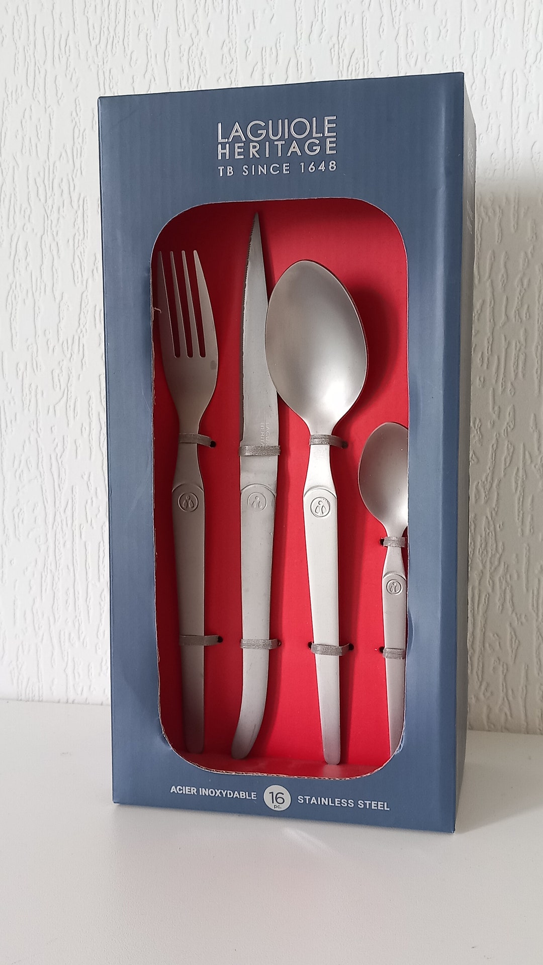 16 Piece French Laguiole Heritage Brushed Stainless Steel Cutlery Set ...