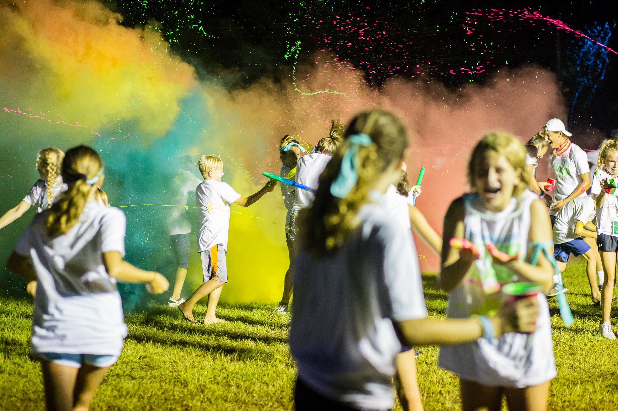BLACKLIGHT PARTY PAINT - Splash Party, Color Run, Blacklight Glow Party ...