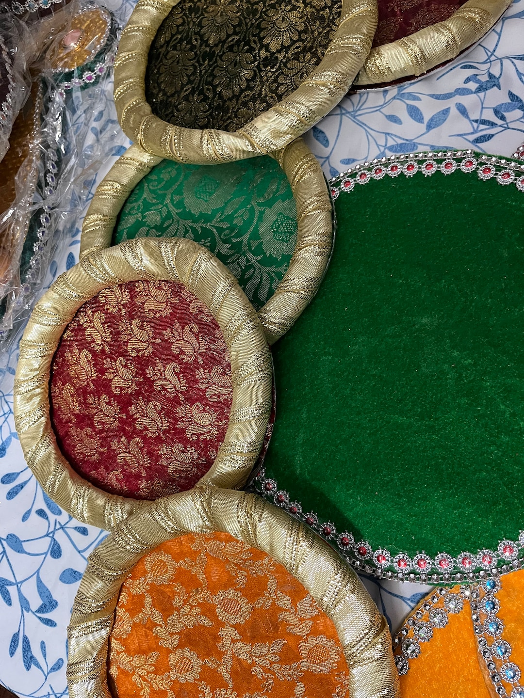 Small or Big Donut Plates. Perfect for Wedding, Sangeet or Mehndi Decor ...