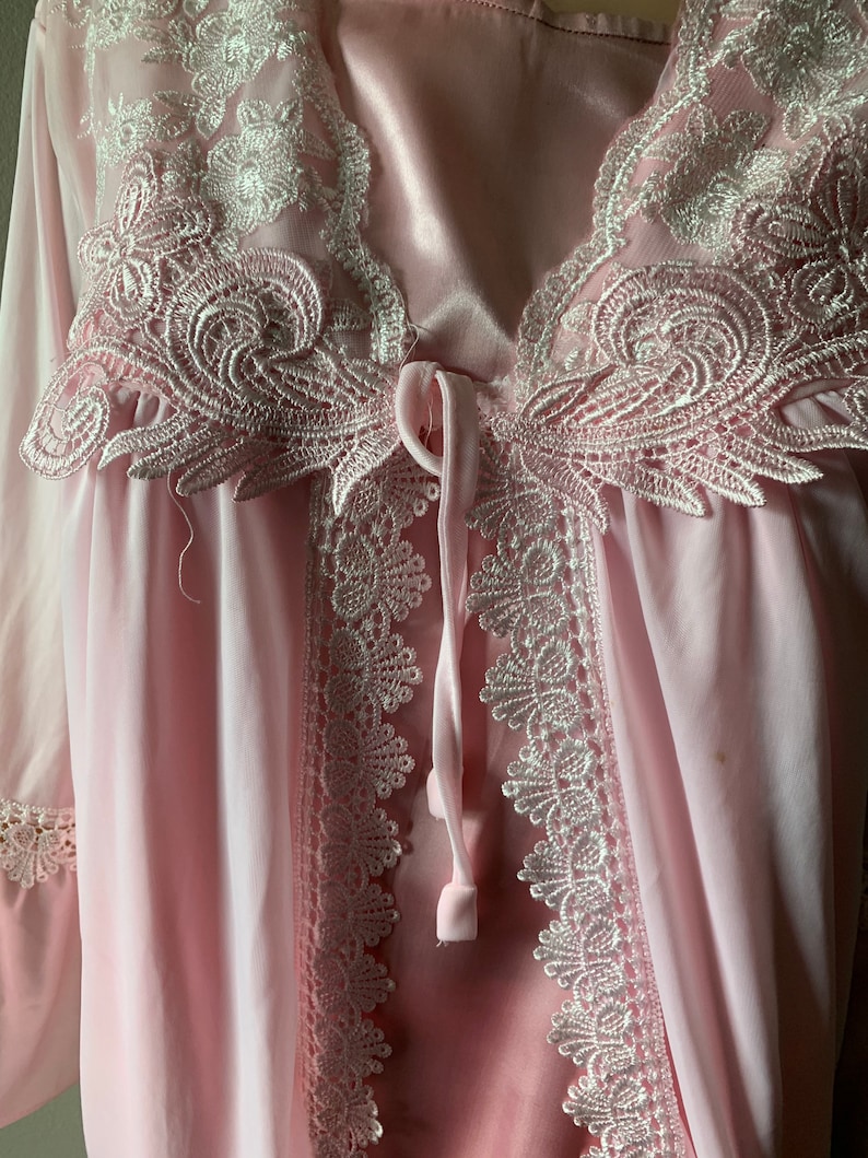Three Pcs. Baby Pink Bridal Nightgown in Silk With Lace.99 - Etsy