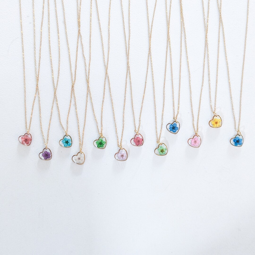 Heart Shaped Birth Color Pressed Real Flower Necklace. 18k Gold Plated ...