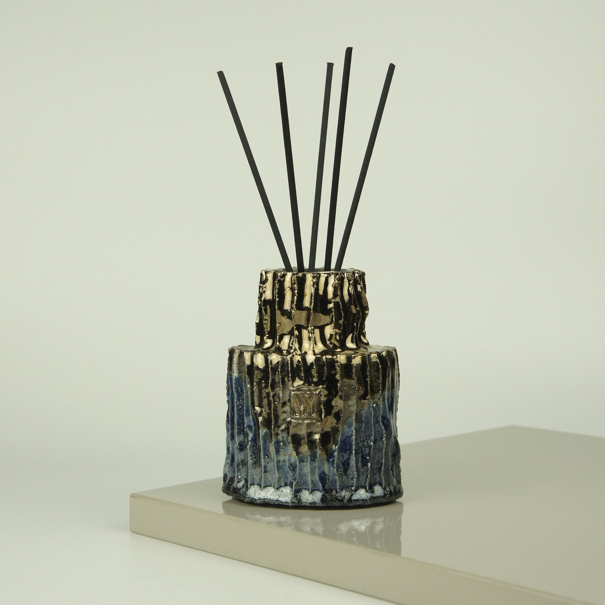 Ceramic Diffuser for Home Fragrances. Handmade Ceramic Reed Diffuser ...