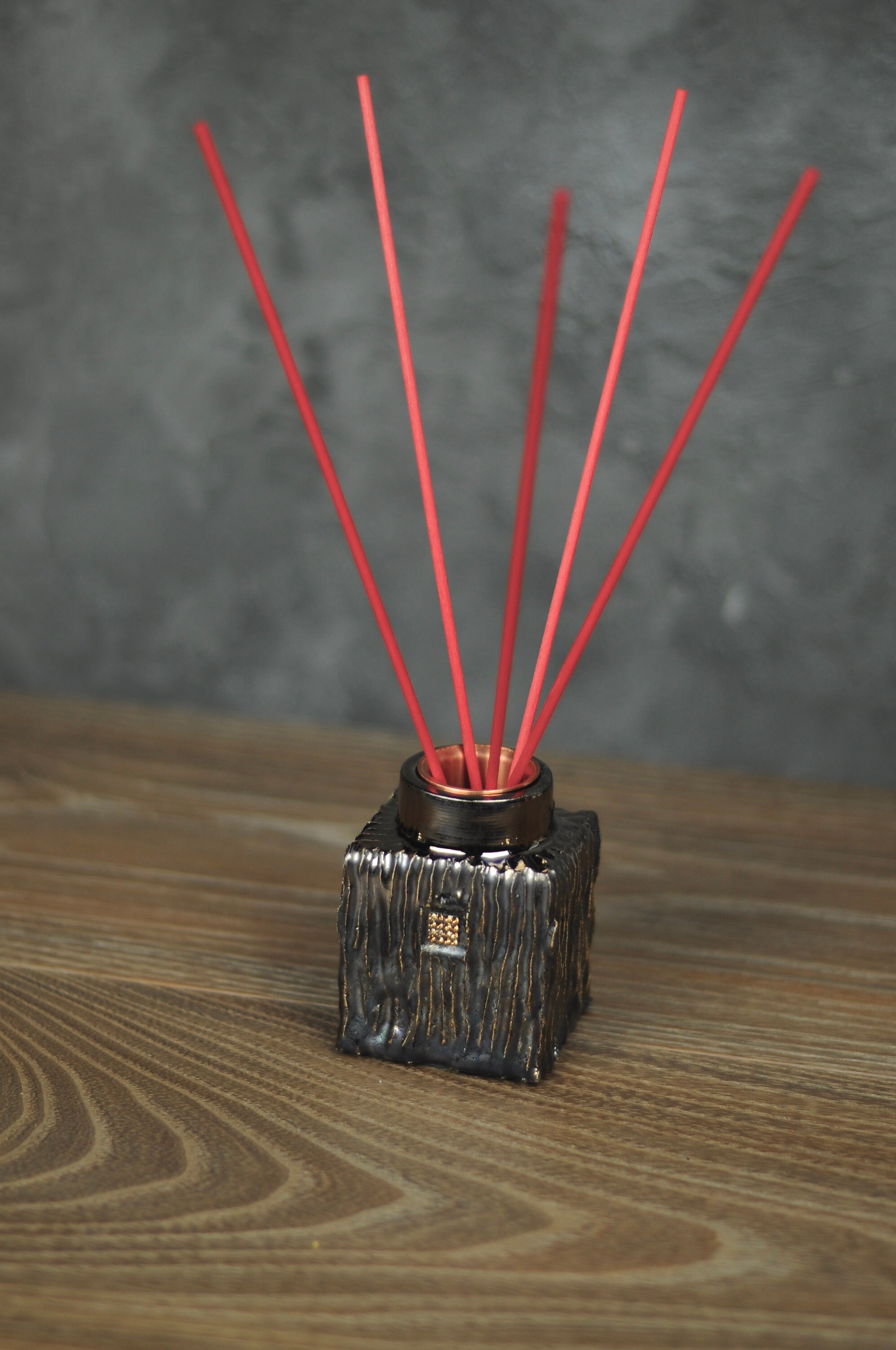 Ceramic Diffuser for Home Fragrances. Handmade Ceramic Reed Diffuser ...