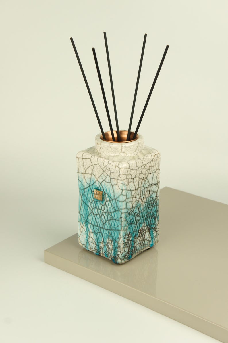 Handmade and Unique Ceramic Reed Aroma Diffuser for Home Fragrances ...