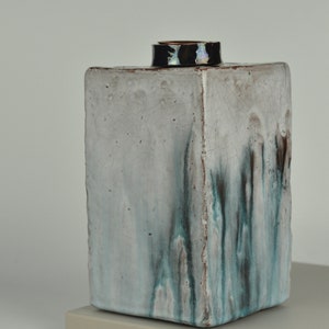 Handmade Ceramic Reed Diffuser for Connoisseurs of Unique Fragrances ...