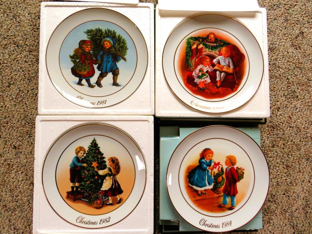 Vintage Avon Christmas Plates 1980-1984, Holiday Decor With Boxes - Etsy