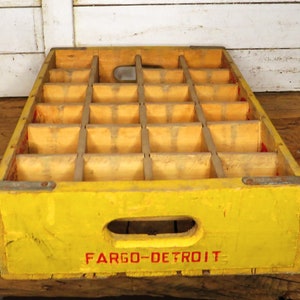 Old Squirt Soda Case / 24 Bottle Wooden Case / Fast Safe Free - Etsy