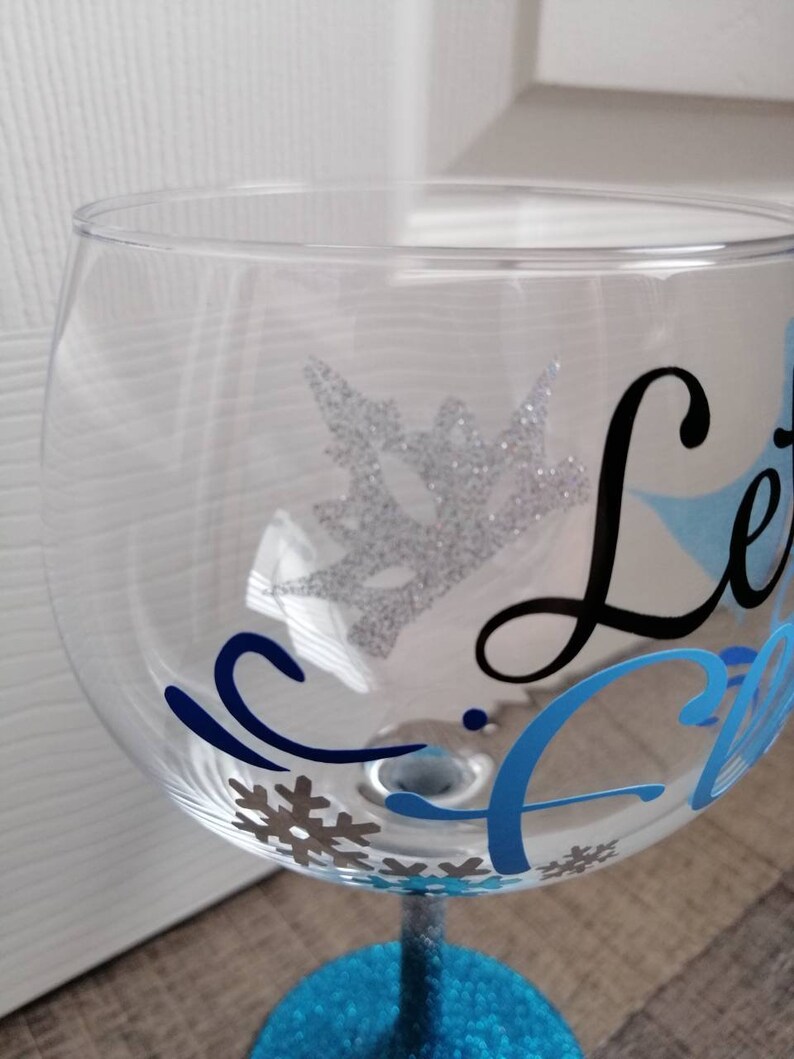 Disney inspiró Frozen Queen Elsa Glitter Gin Glass - Etsy España
