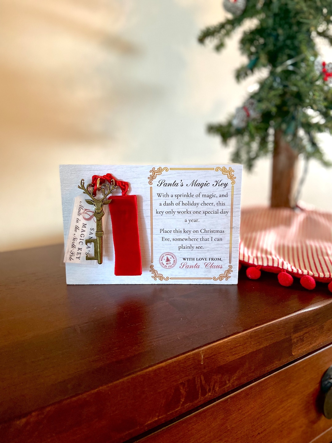 Santa’s Magic Key - Stand/display - Etsy