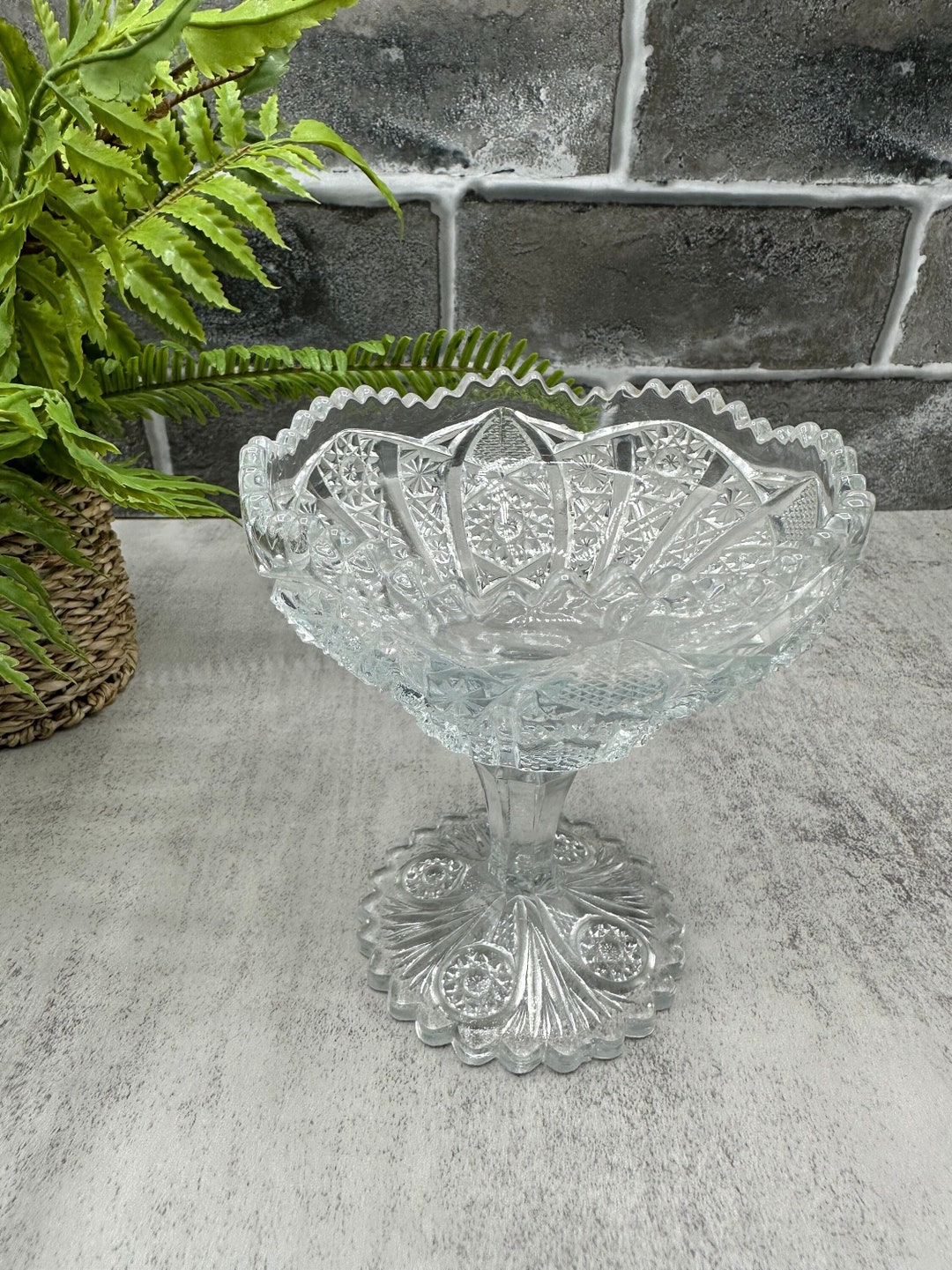 EAPG 5" Tall Glass Pedestal Compote Dish; Daisy and Button Pattern #505 ...