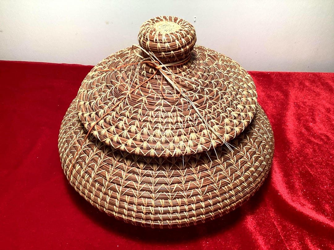 Vintage Large Handmade Pine Needle Basket - Etsy