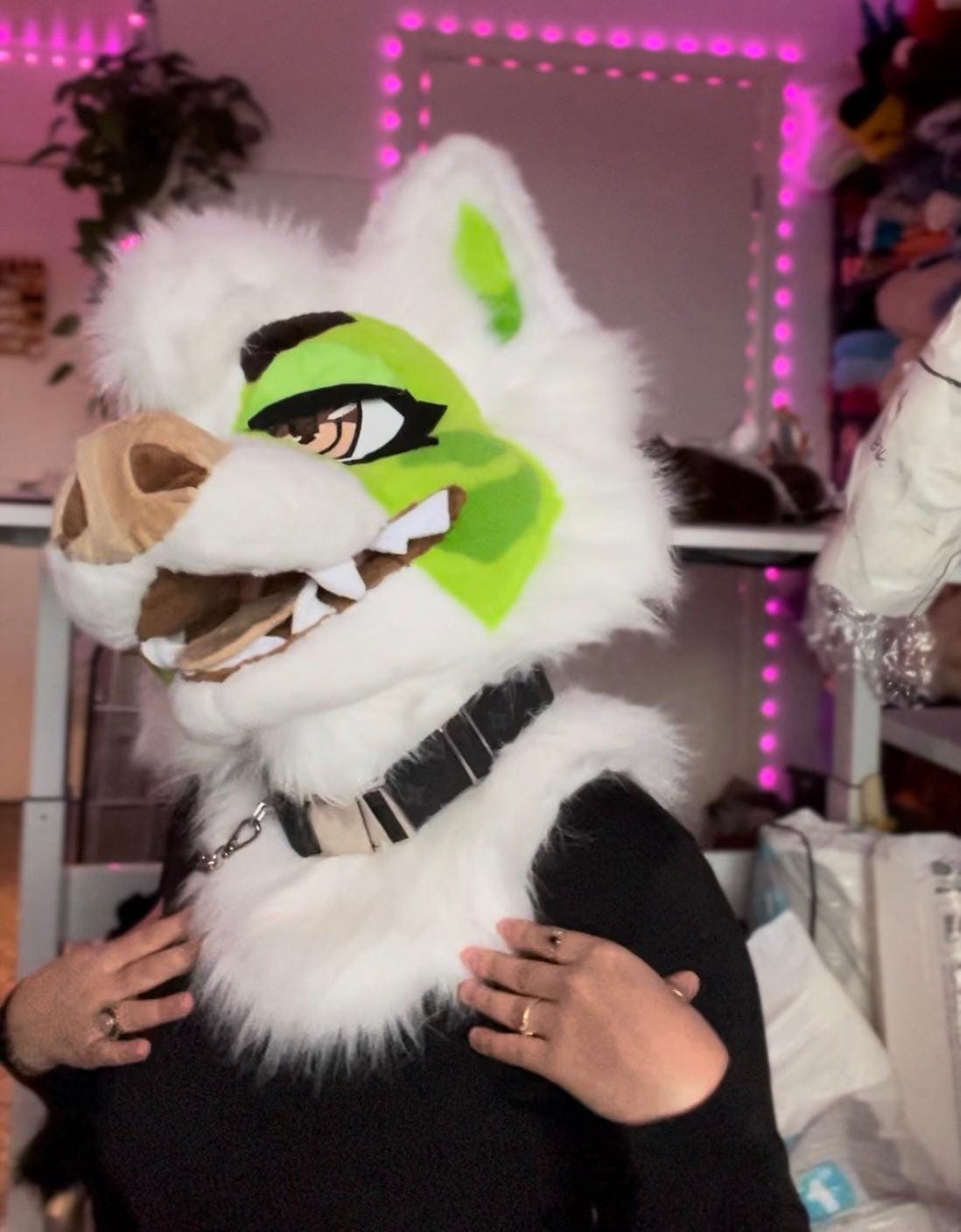 VENOM Fursuit Chain Collar, Fursuit Head Accessories, SPROUT SUITS ...