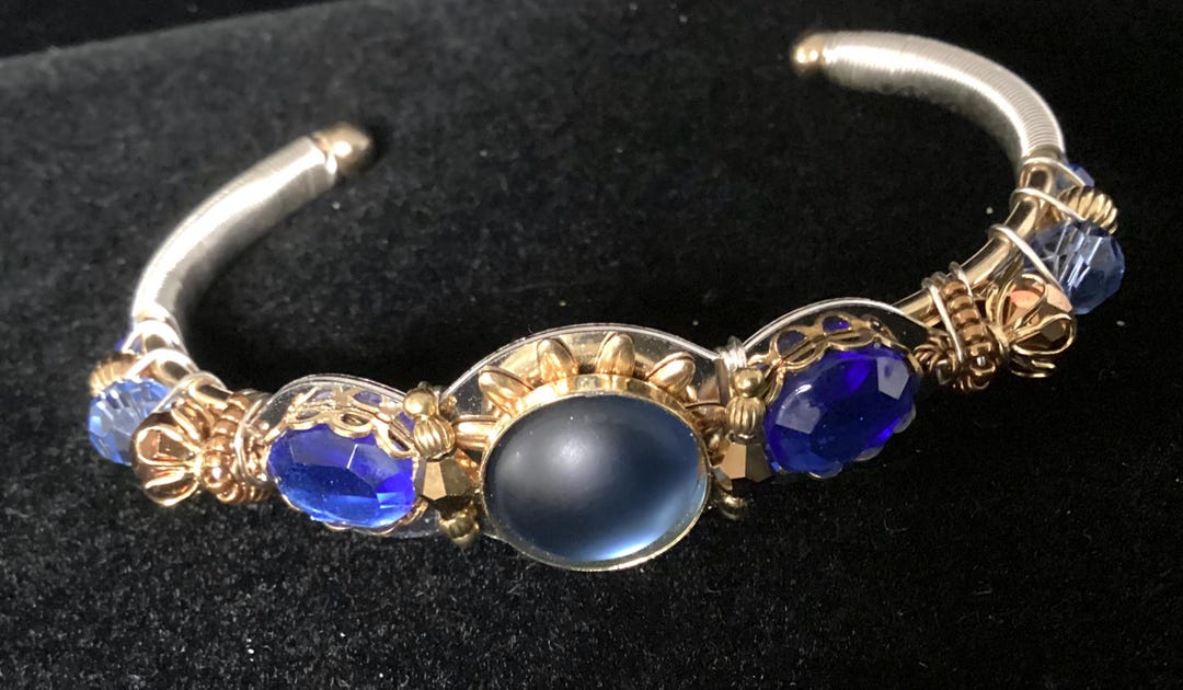 Vintage Liztech Silver and Gold Toned With Blue Glass Stones 2.5 ID Ref ...