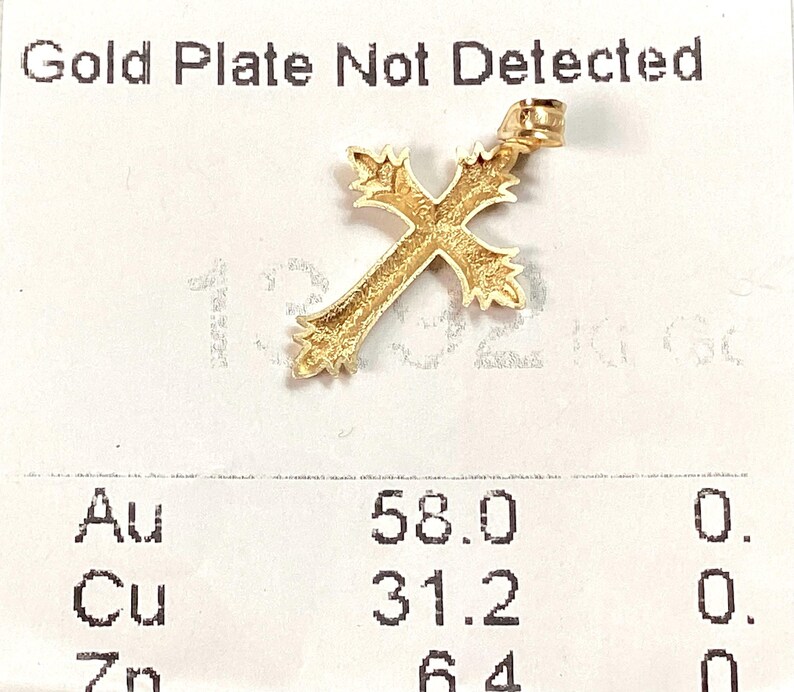 Cruz de Michael Anthony en oro de 14 quilates con corte de diamante ...