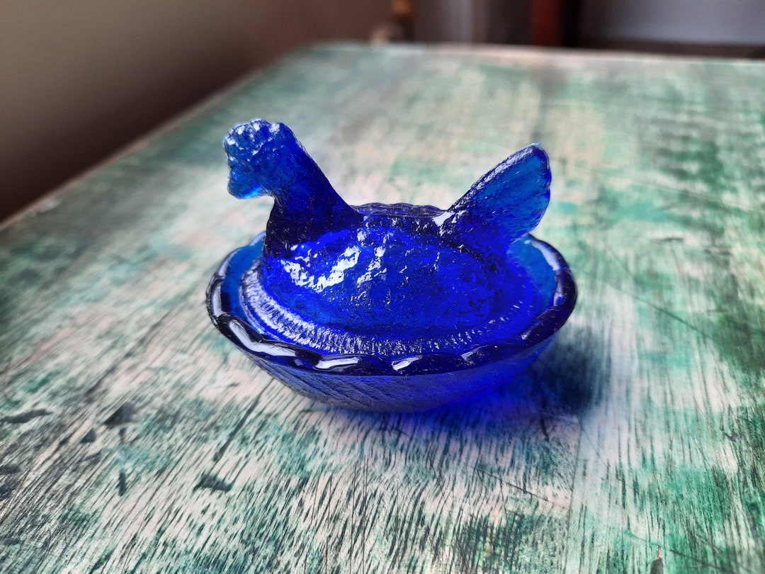 Cobalt Blue Glass Miniature Mini Hen Chicken Chick on a Nest ...