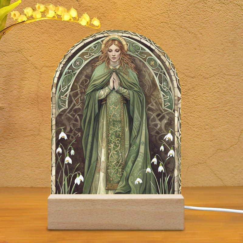 Celtic Table Lamp - Etsy