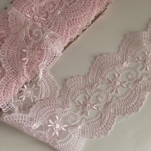 Pastel Pink Scalloped Embroidered Lace Double-sided Scalloped Lace ...