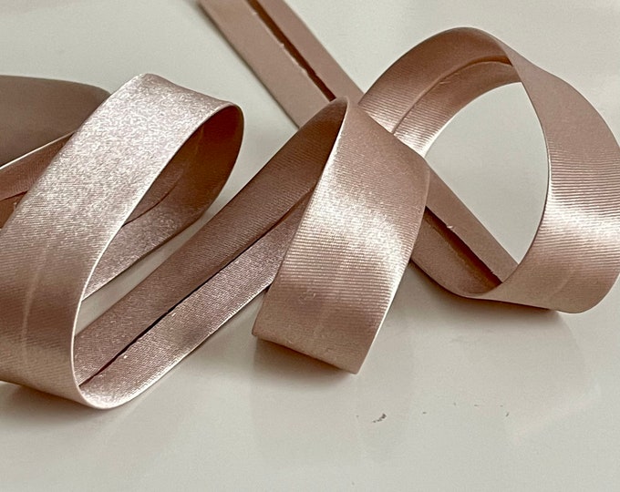 20 Mm Old Pink Satin Bias Binding, Bias Binding for Edging a Textile ...