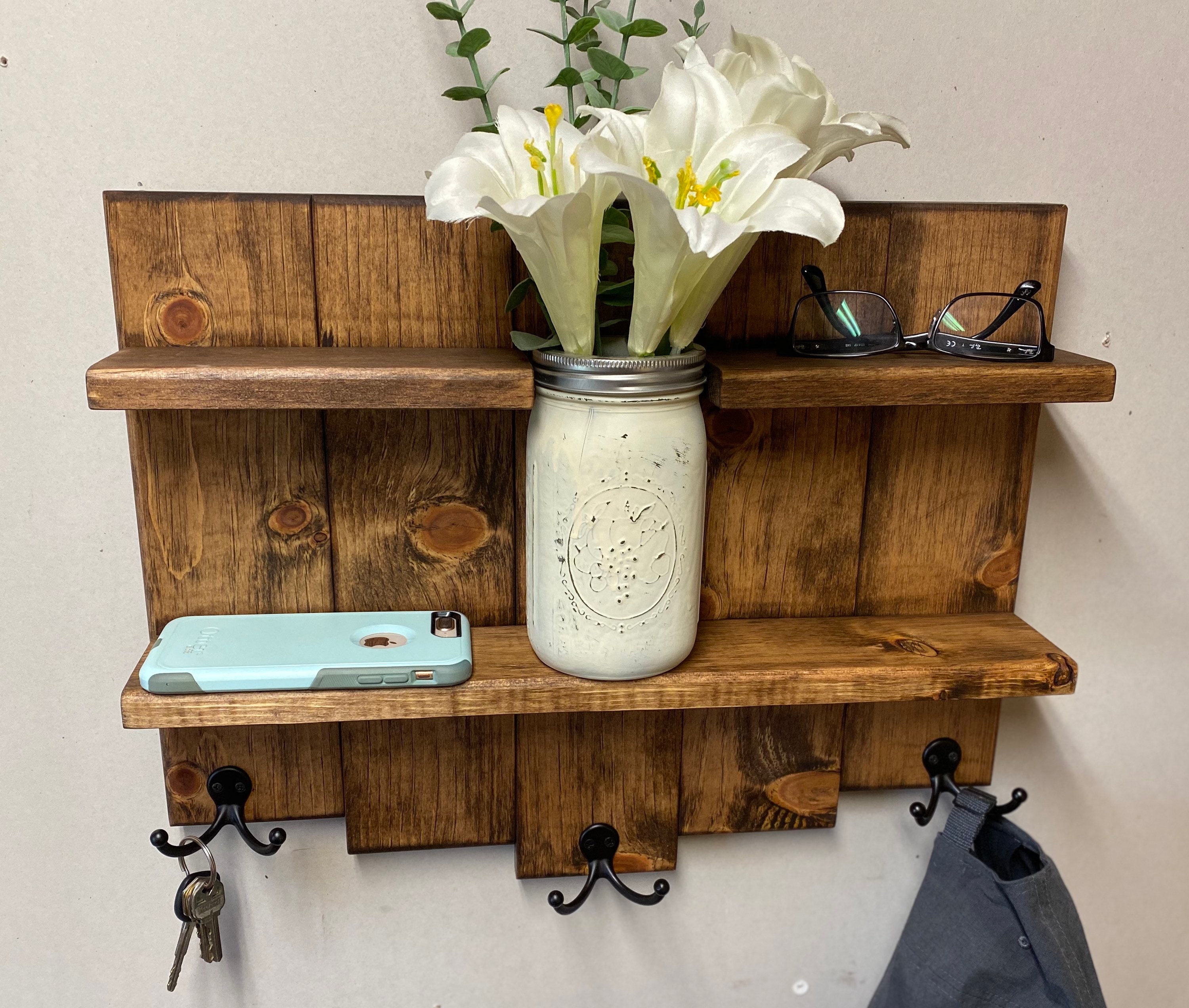 Rustic Entry Way Shelving Ideas