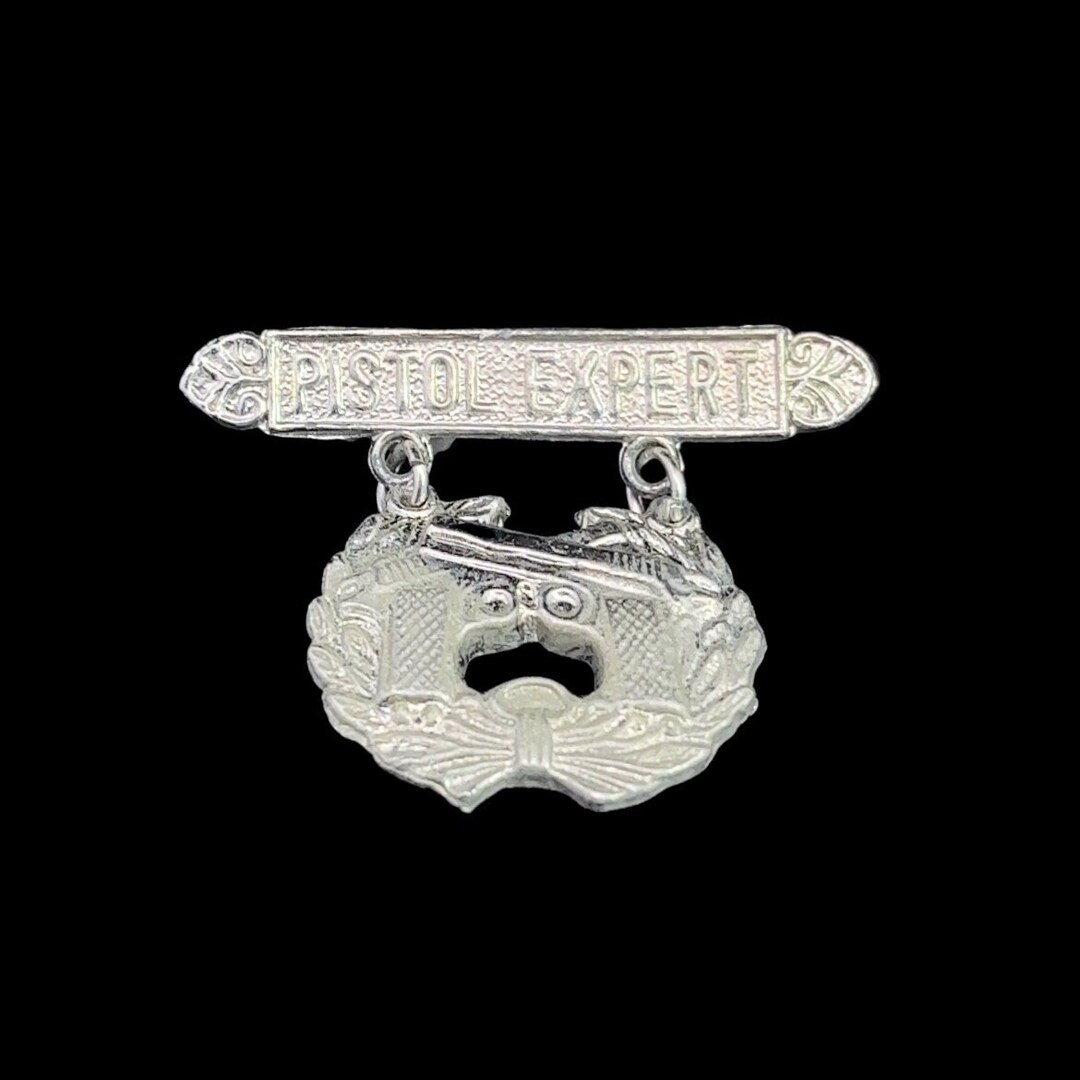 WWII USMC Pistol Expert Pin, Military Badge, Bar Pin With Open Clasp ...