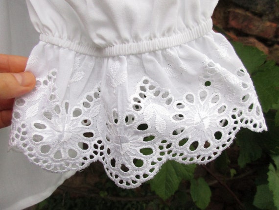 Vintage White Dirndl Trachten Blouse with Tulip Lace … - Gem