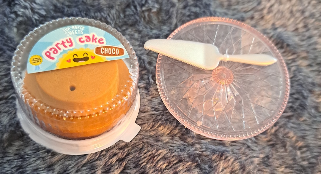 Miniverse Chocolate Cake Bundle - New - Etsy