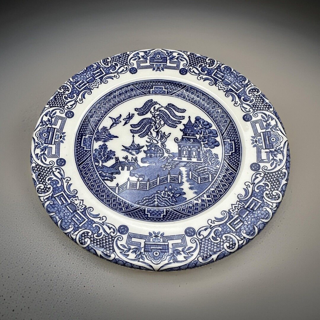 Vintage English Ironstone China EIT Blue Willow 8” Plates Set of 2 Dark ...