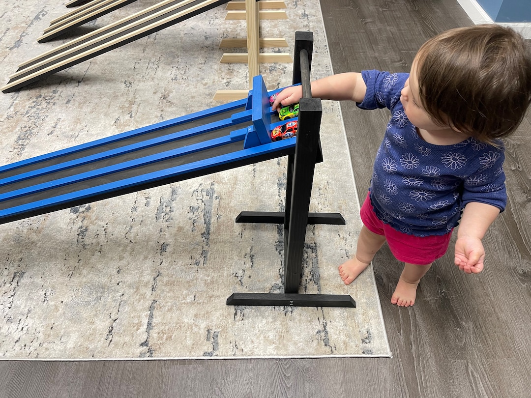 5' Kids Race Car Track Adjustable Height Stand, 60 Matchbox Wooden Ramp ...