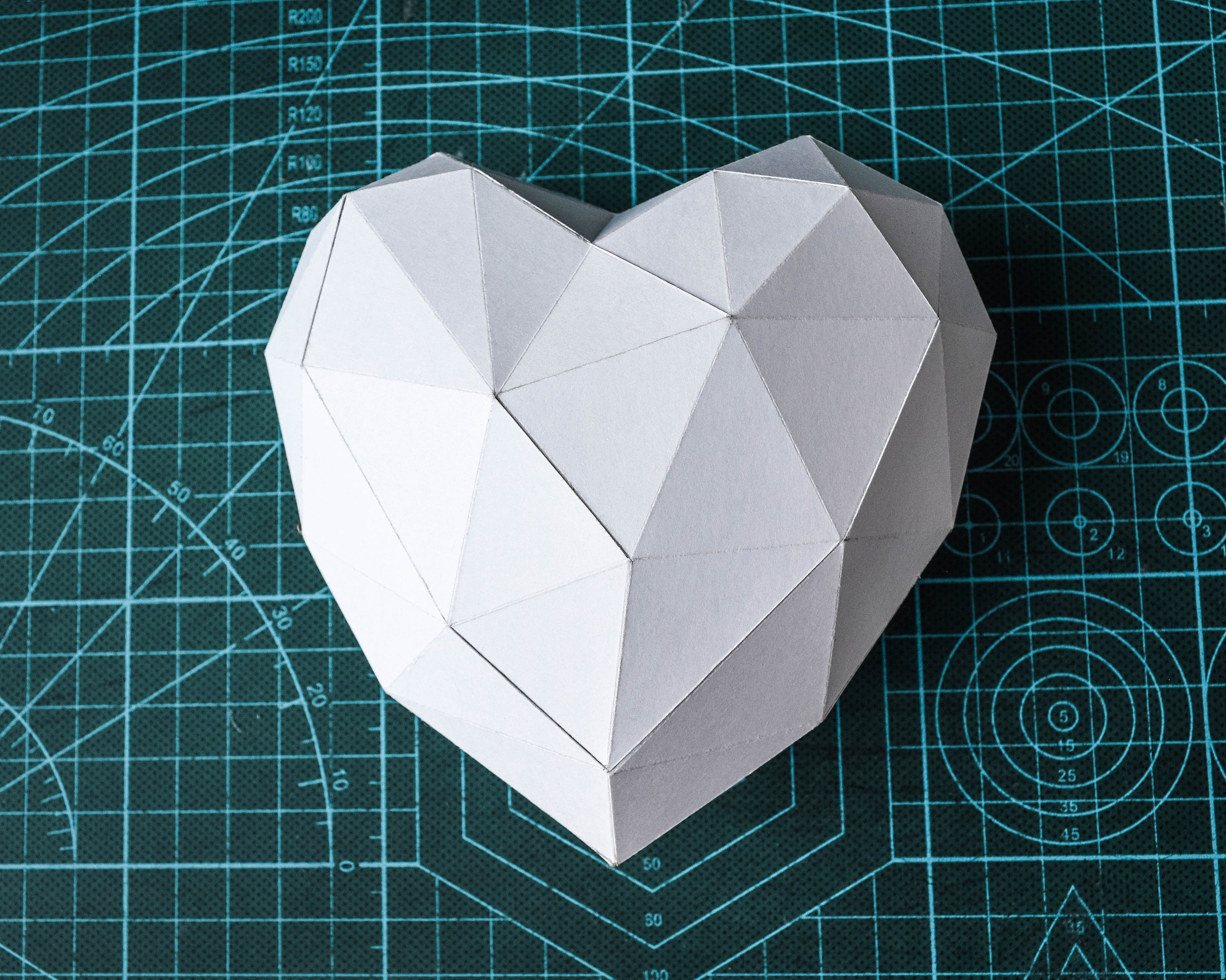 Corazón amor DIY papercraft bajo poli 3D Pepakura PDF Patrón | Etsy